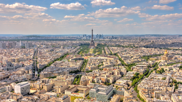 Paris Arrondissements Guide: Exploring Paris from 1-20